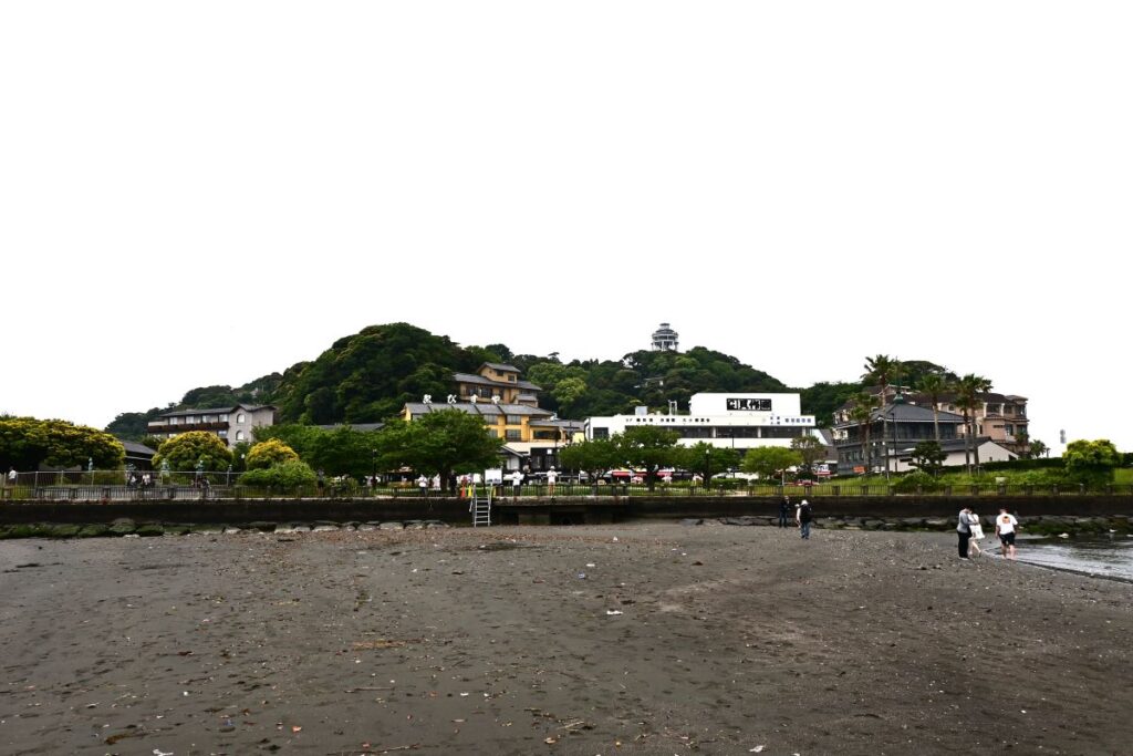 徳川家康も歩いた？！ ～江の島 トンボロ～ かまふち 4760